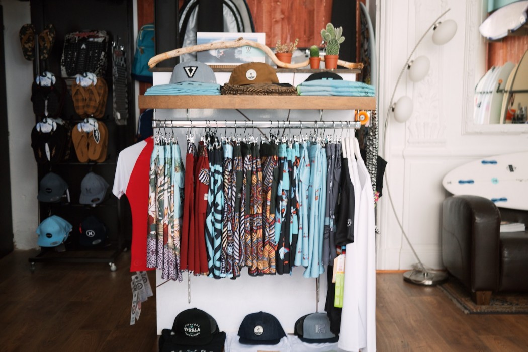 Customind, le nouveau surfshop bordelais - The Cove | Blog surf skate ...